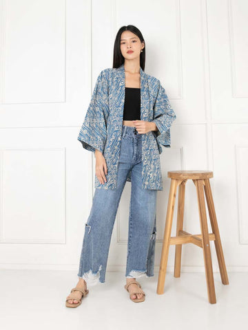 The Batik Library – The Batik Library : Indonesian Craft Stories